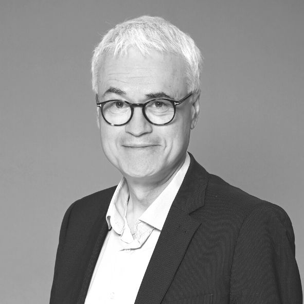 Qui dirige le groupe EBRA